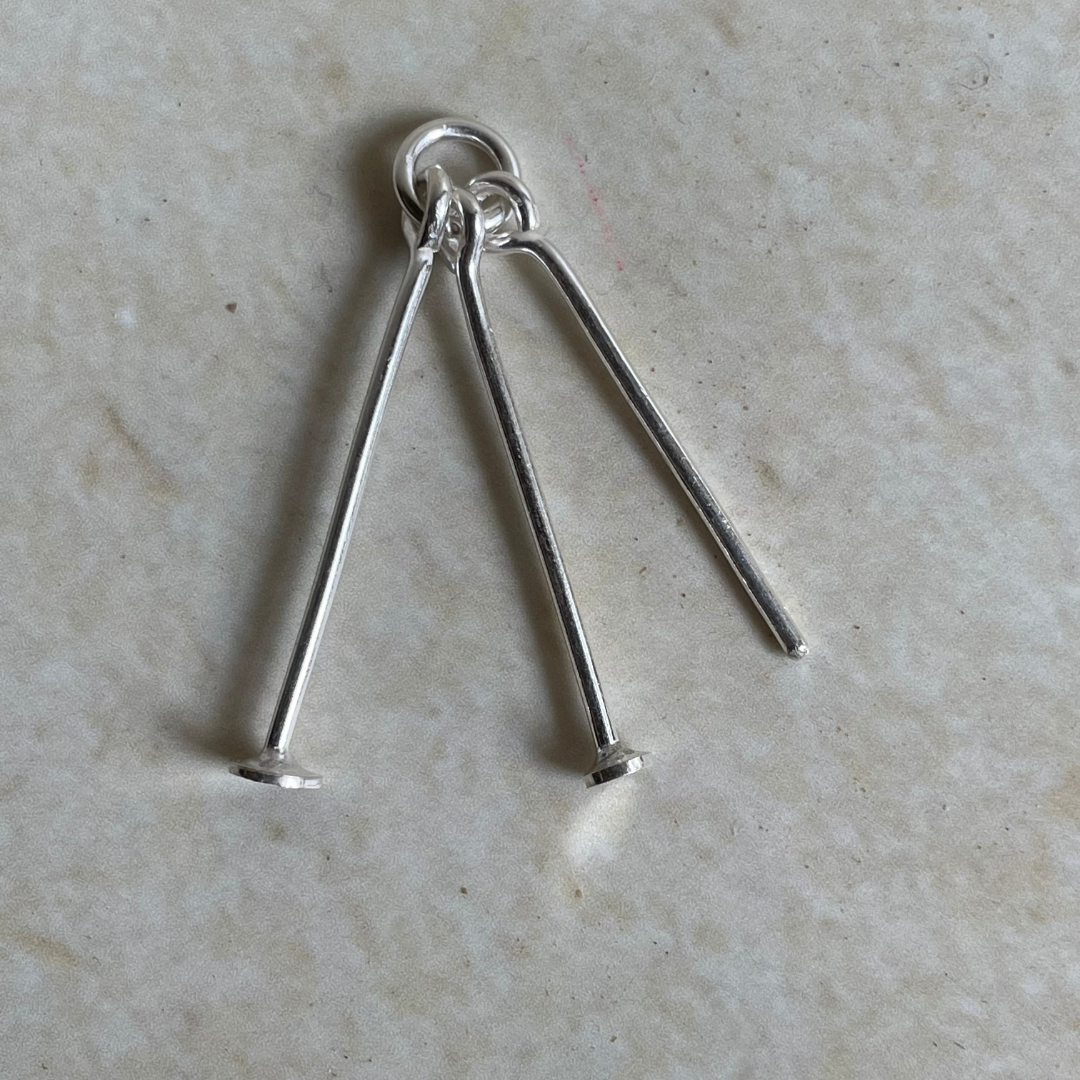 shop now silver kumkuma bindi stick nostickerbindi – kalyashastra